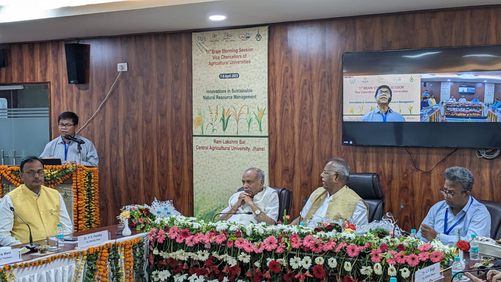 Hon’ble Vice-Chancellor Dr Anupam Mishra Co-chaired a session on “Introducing Innovations ...