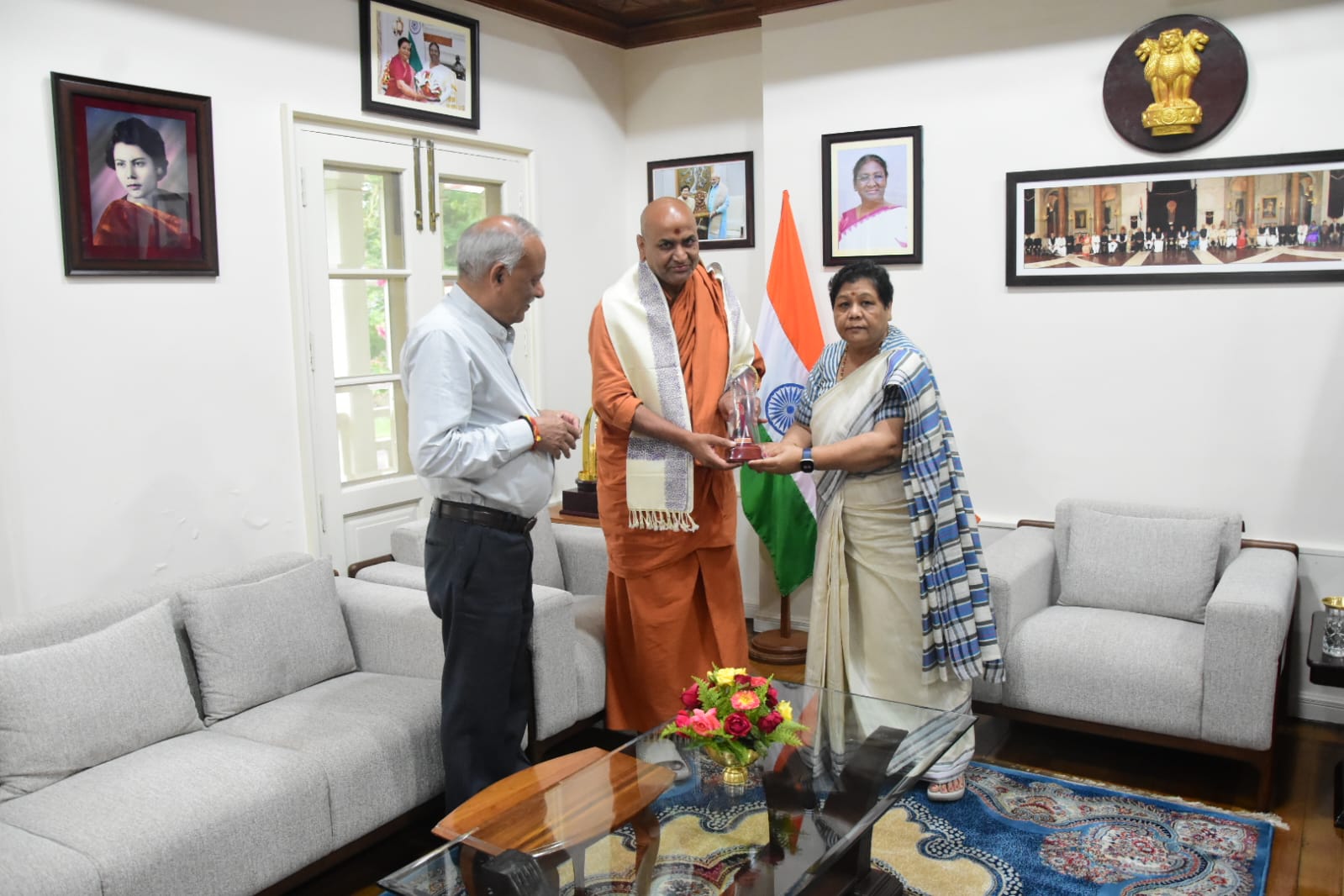 Hon’ble Vice Chancellor CAU Imphal Dr Anupam Mishra and Pujya ...